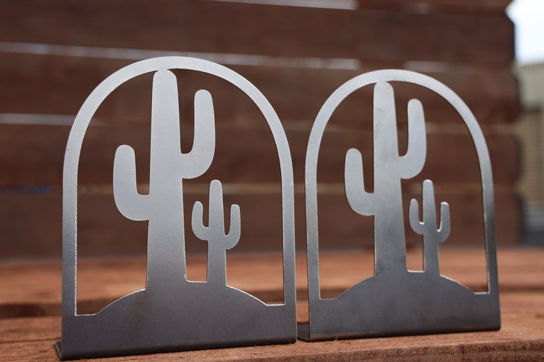 Saguaro Metal Bookends | Southwest Saguaro Metal Book Ends | Cactus ...