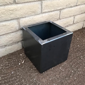 Square Metal Planter | Minimalist Outdoor Planter Box | Modern Garden ...