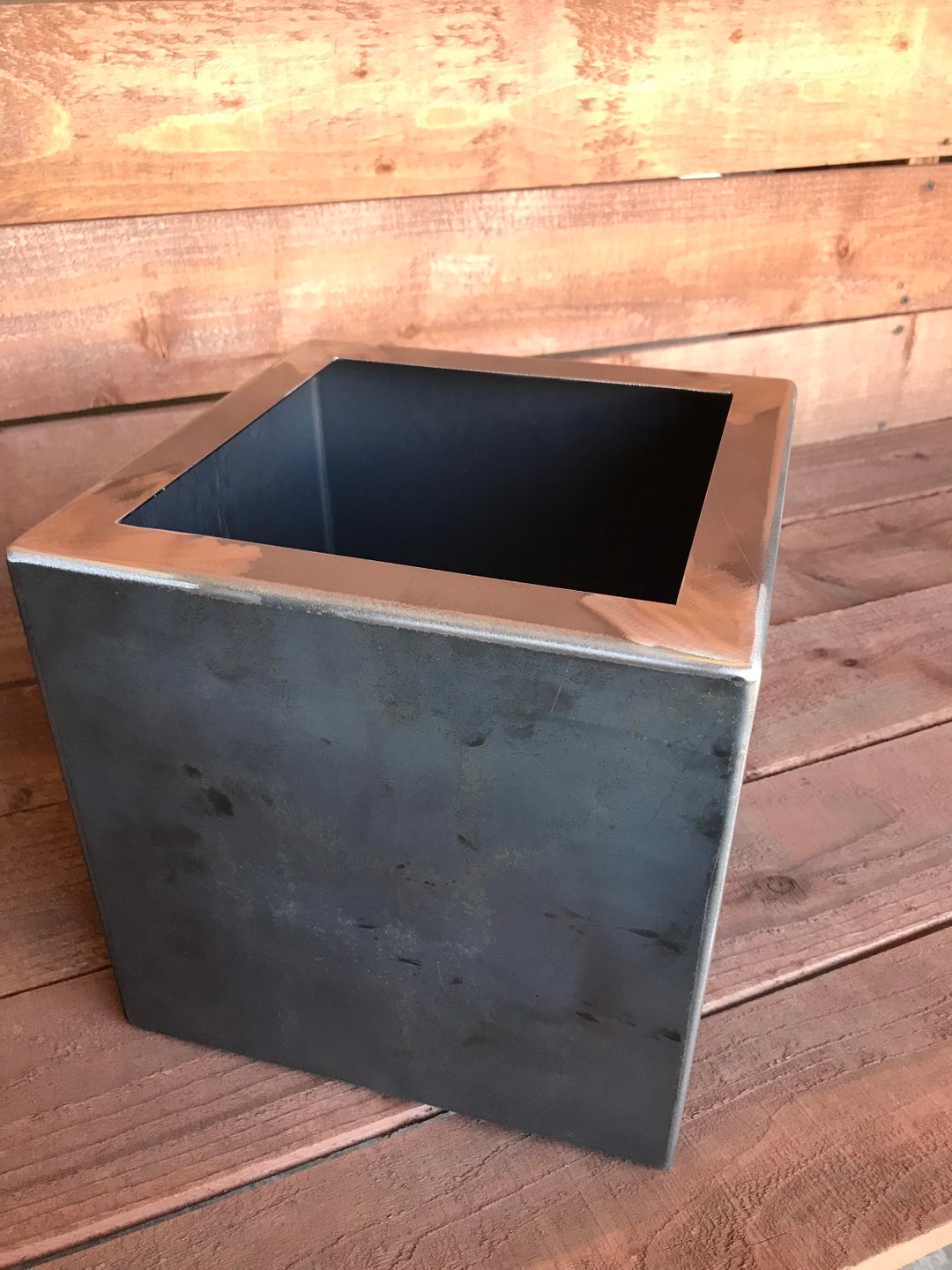 Square Metal Planter | Minimalist Outdoor Planter Box | Modern Garden ...
