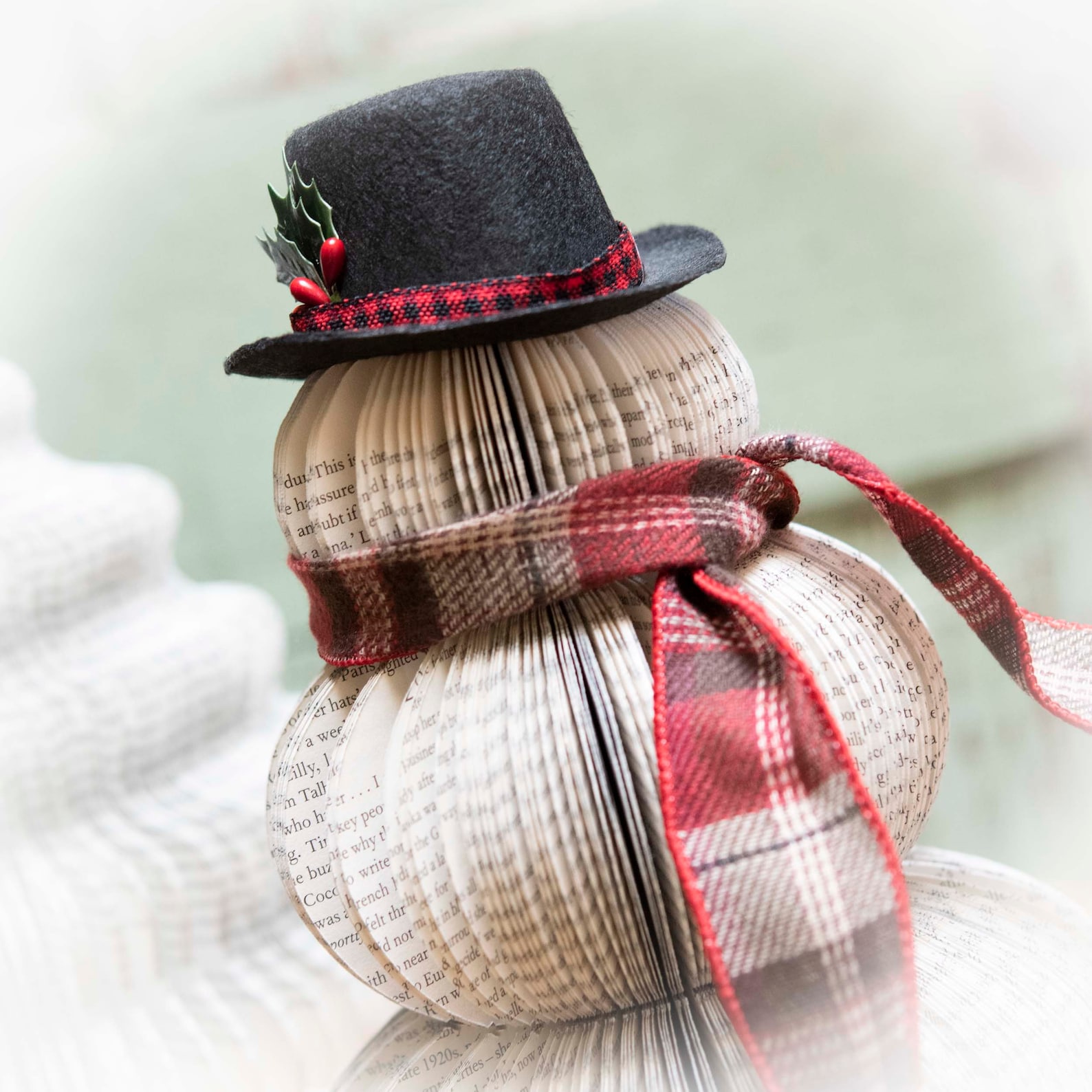 Book Snowman shown With Christmas Tree - Etsy Canada