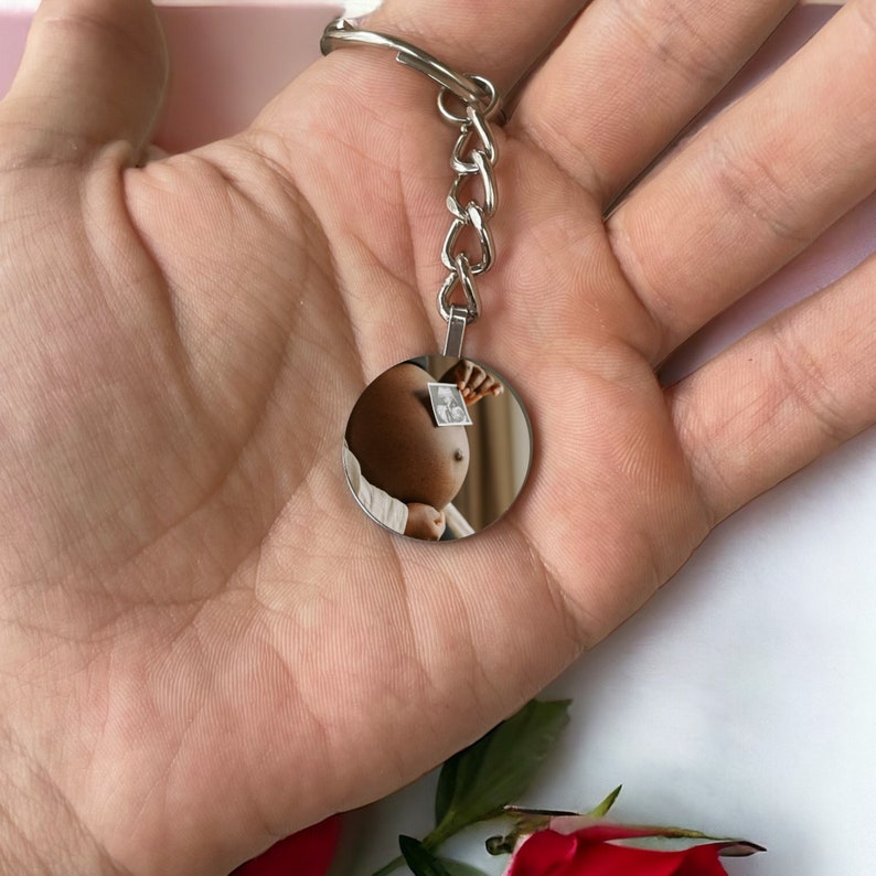 Keychain Gift for Pregnant Women, Keychain With Memory of Baby ...