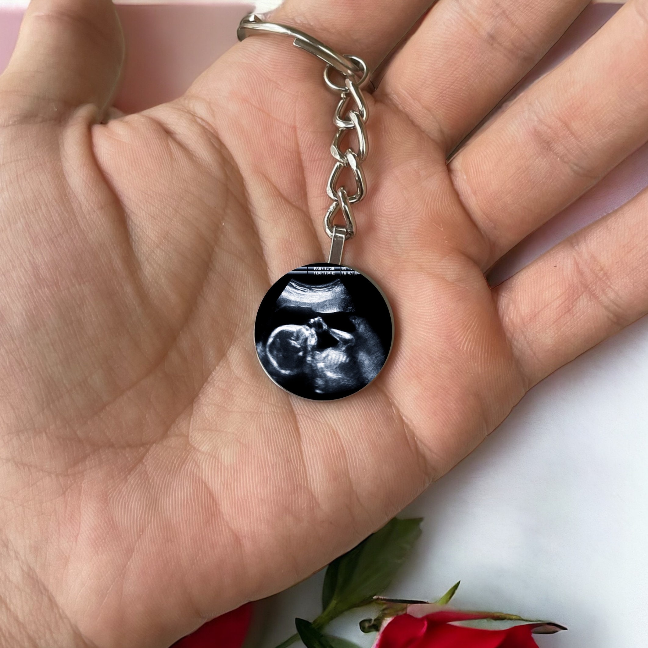 Keychain Gift for Pregnant Women, Keychain With Memory of Baby ...