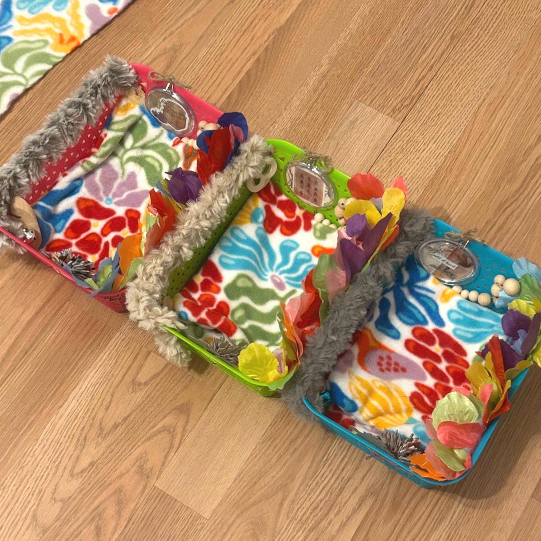 Rat Activity Box - Hangs in Cage, Comfort Item With Enrichment Toys ...