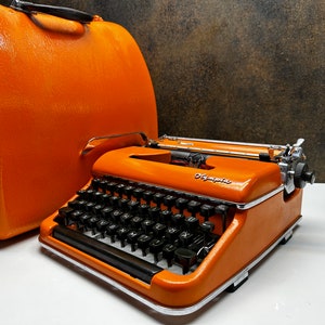 Olympia SM3 Typewriter + Bag - Premium Gift / Typewriter World / Unique ...