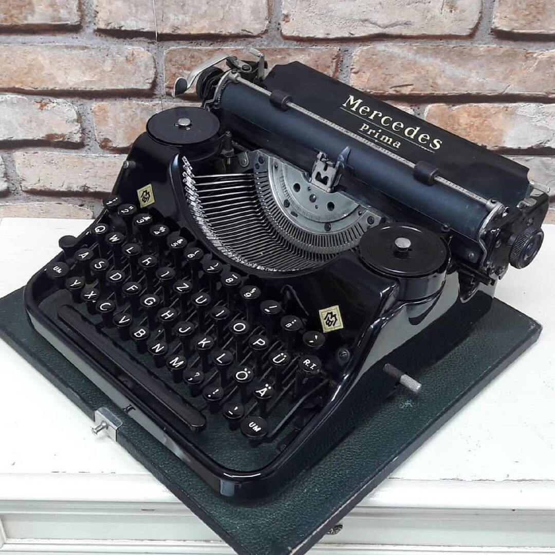 Mercedes Prima Typewriter: Black Elegance, Matching Keyboard & Bag - Etsy
