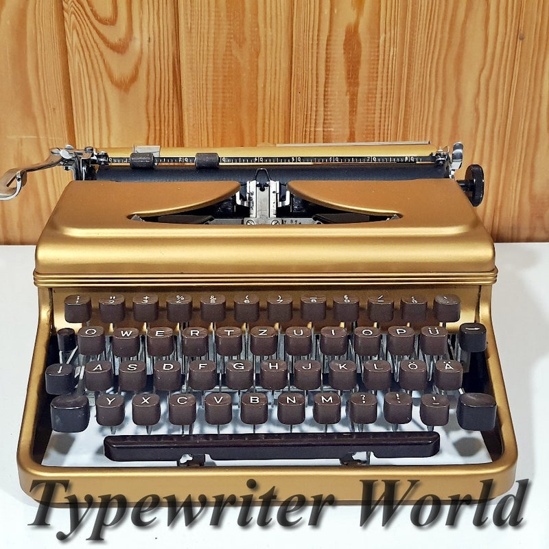 TypewriterWorld - Etsy