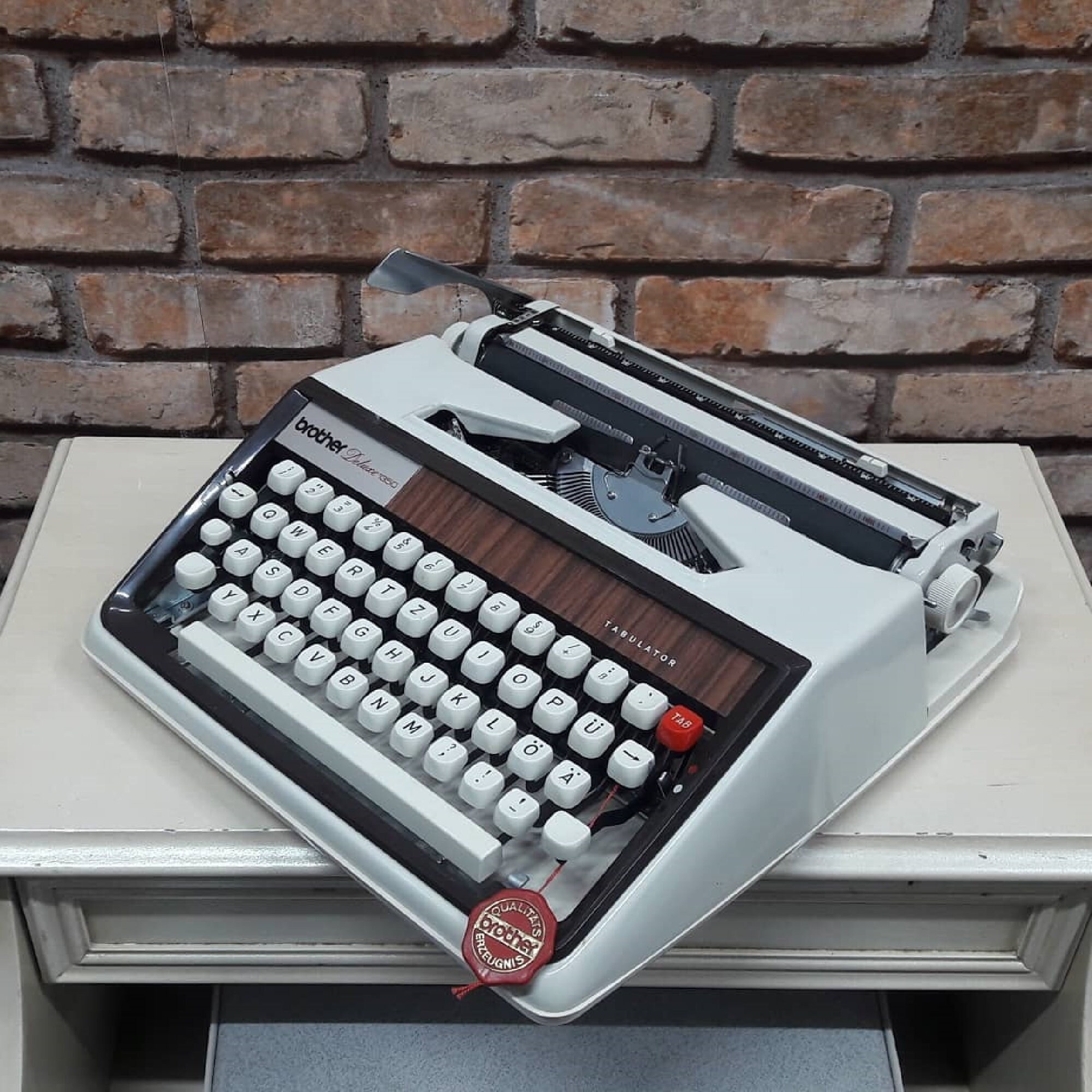 BROTHER DELUXE Typewriter | Etsy