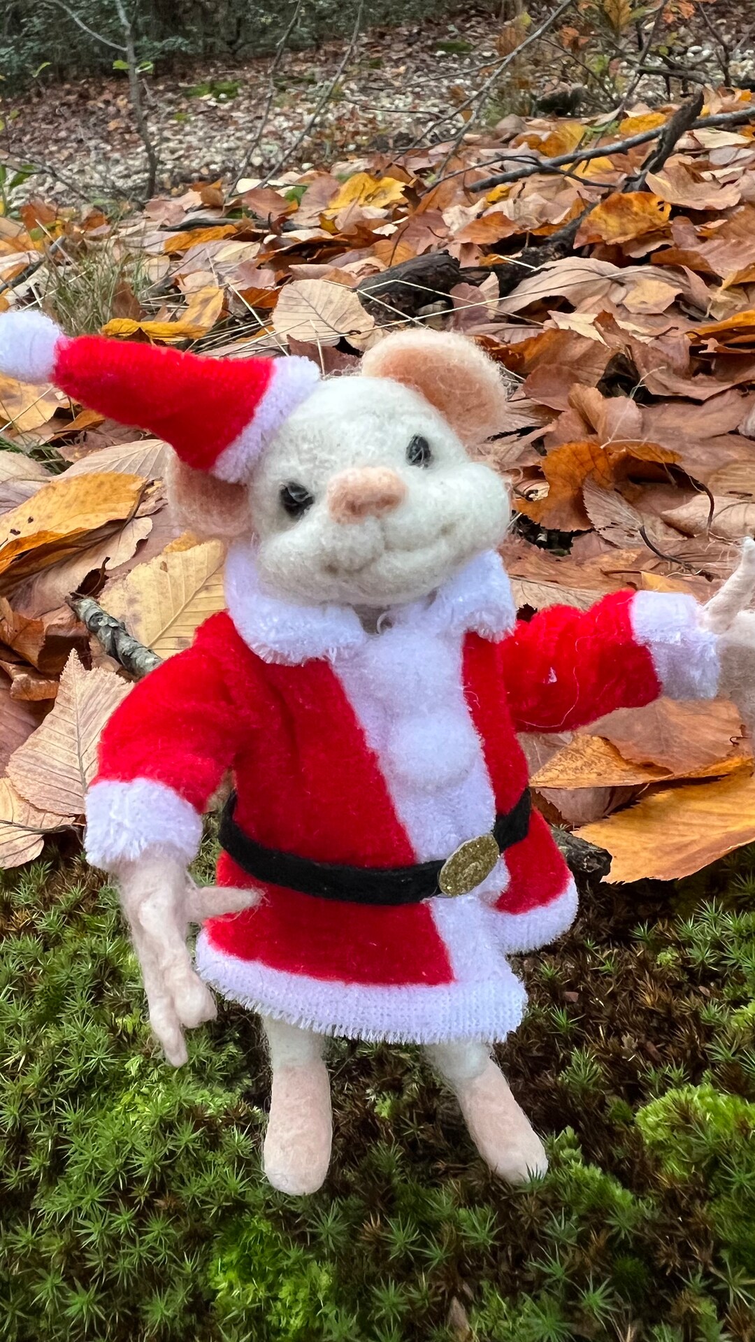 White Santa Mouse Needle Felted From Wool Over Wire Armature - Etsy
