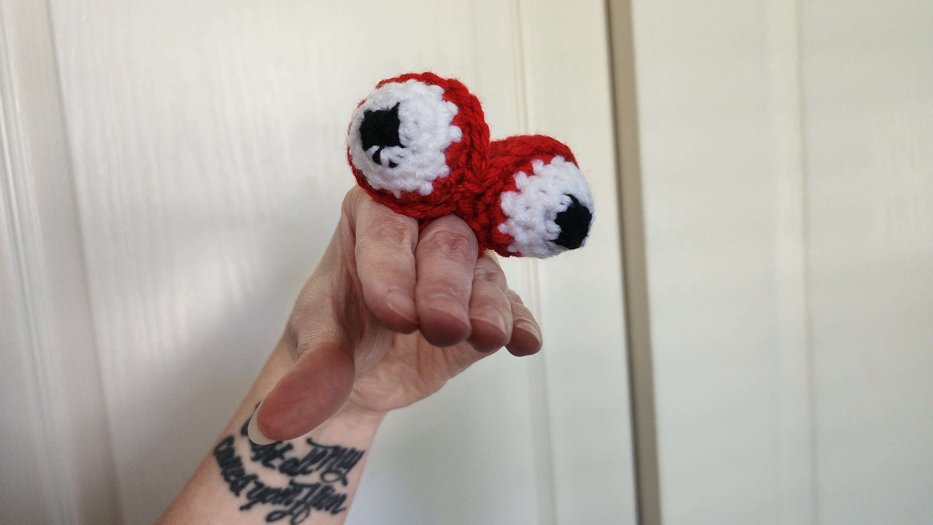 Crochet Eyeball Hand Puppet PATTERN - Etsy