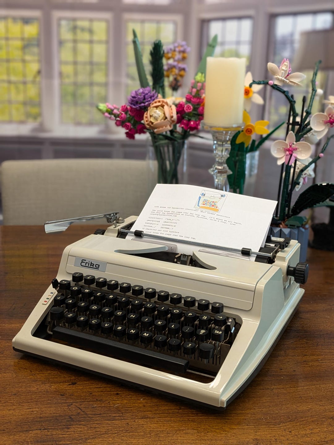 White Erika 105 Typewriter 1978 East German Cold War Excellence ...