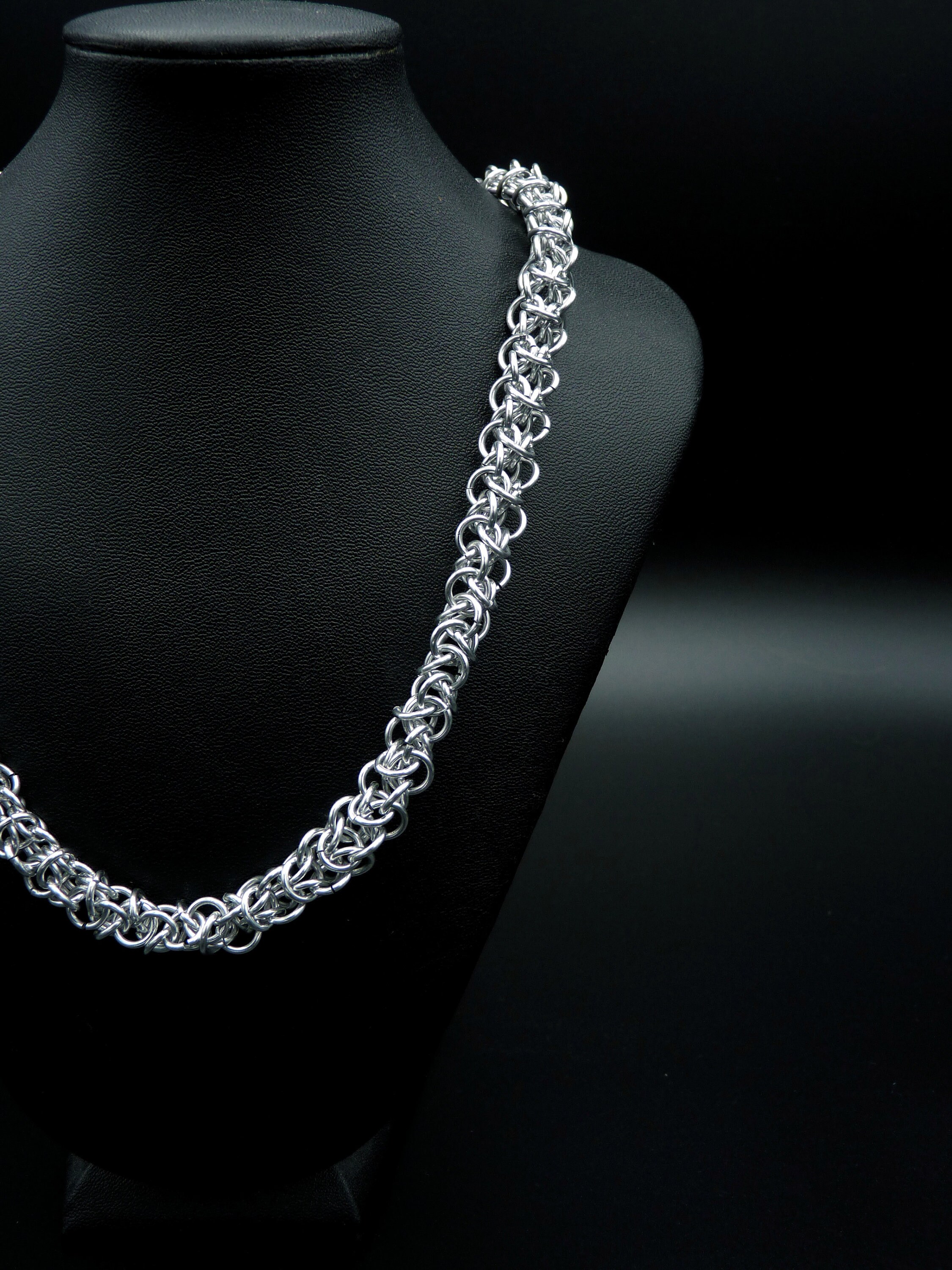 Elf Chain Necklace in Aluminum - Etsy Canada