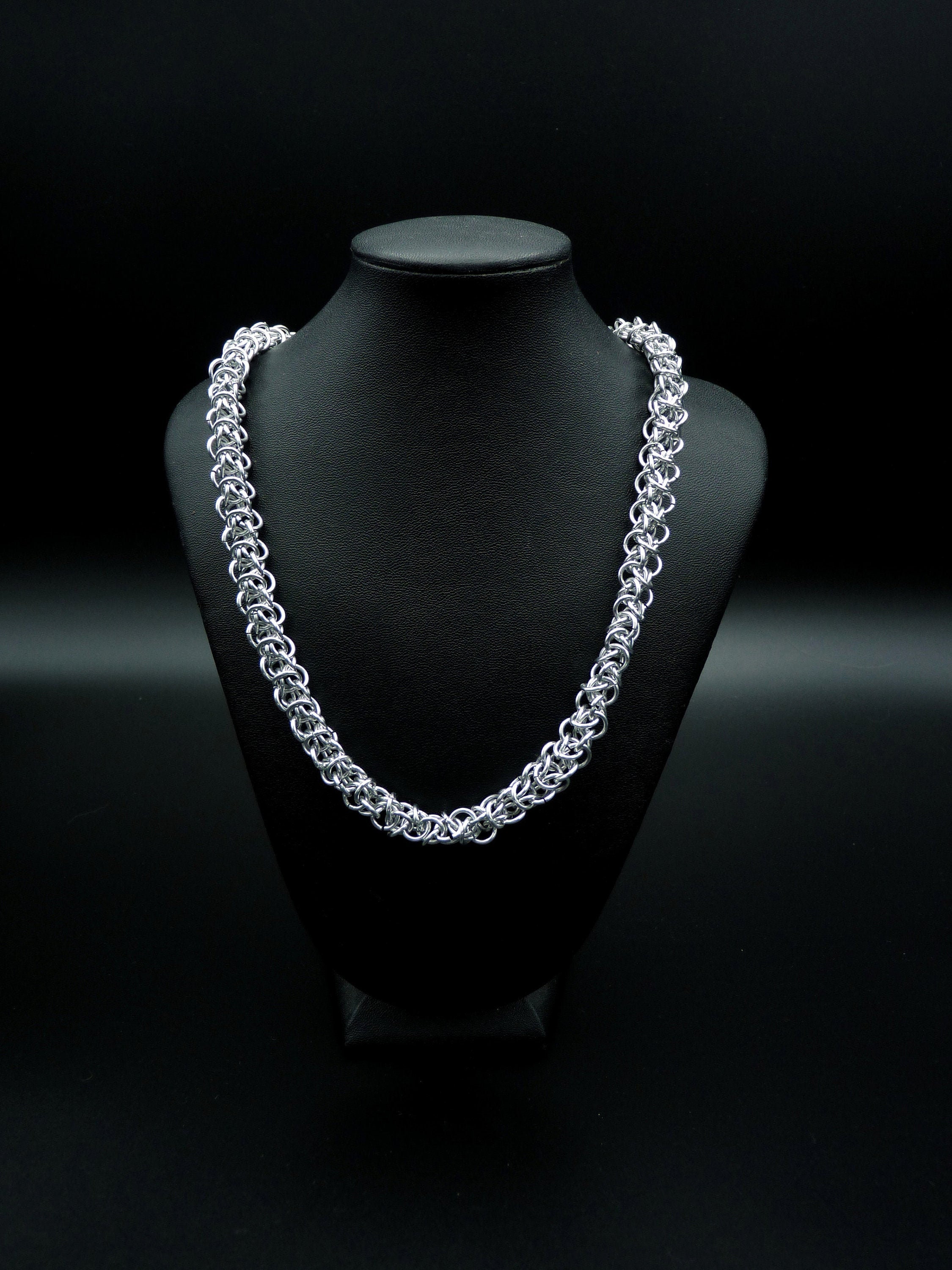 Elf Chain Necklace in Aluminum - Etsy Canada