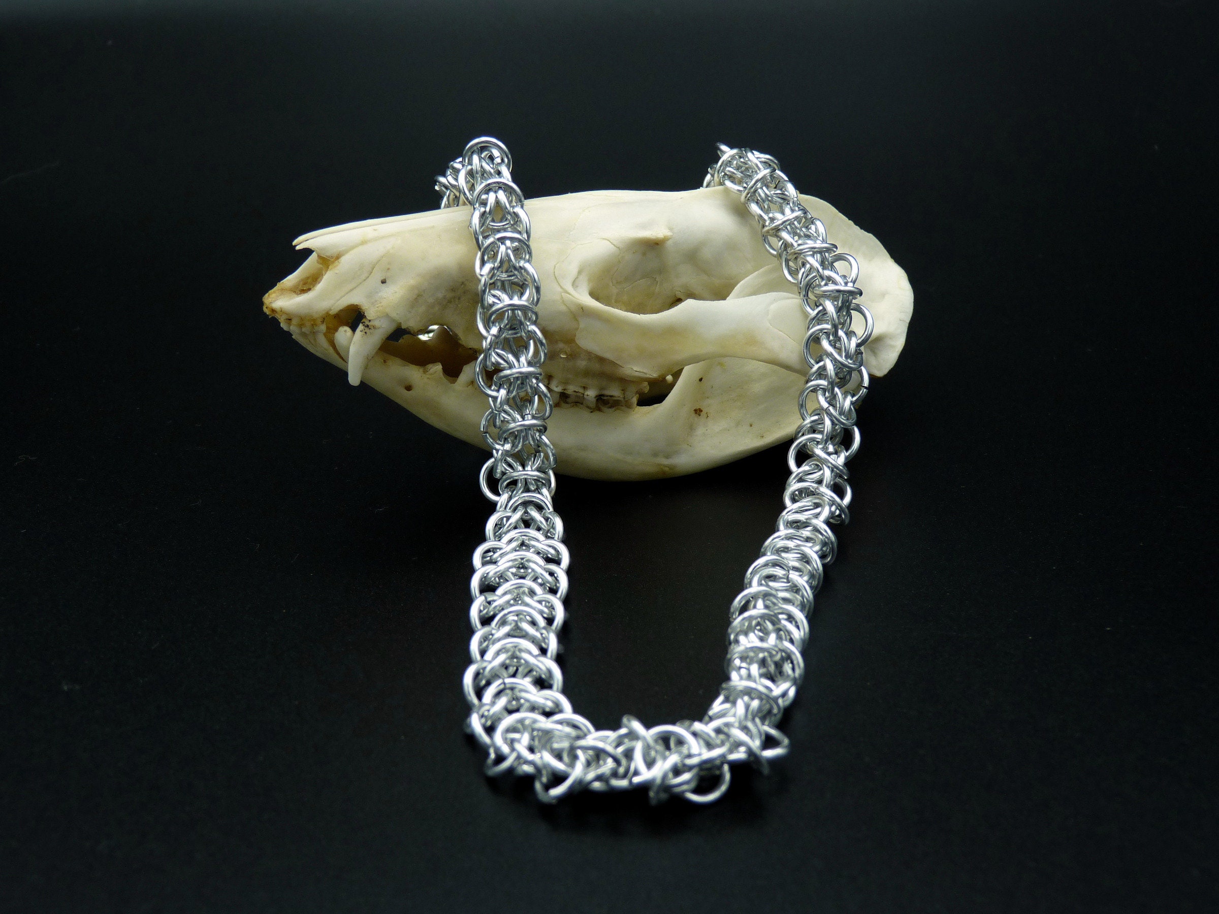 Elf Chain Necklace in Aluminum - Etsy Canada