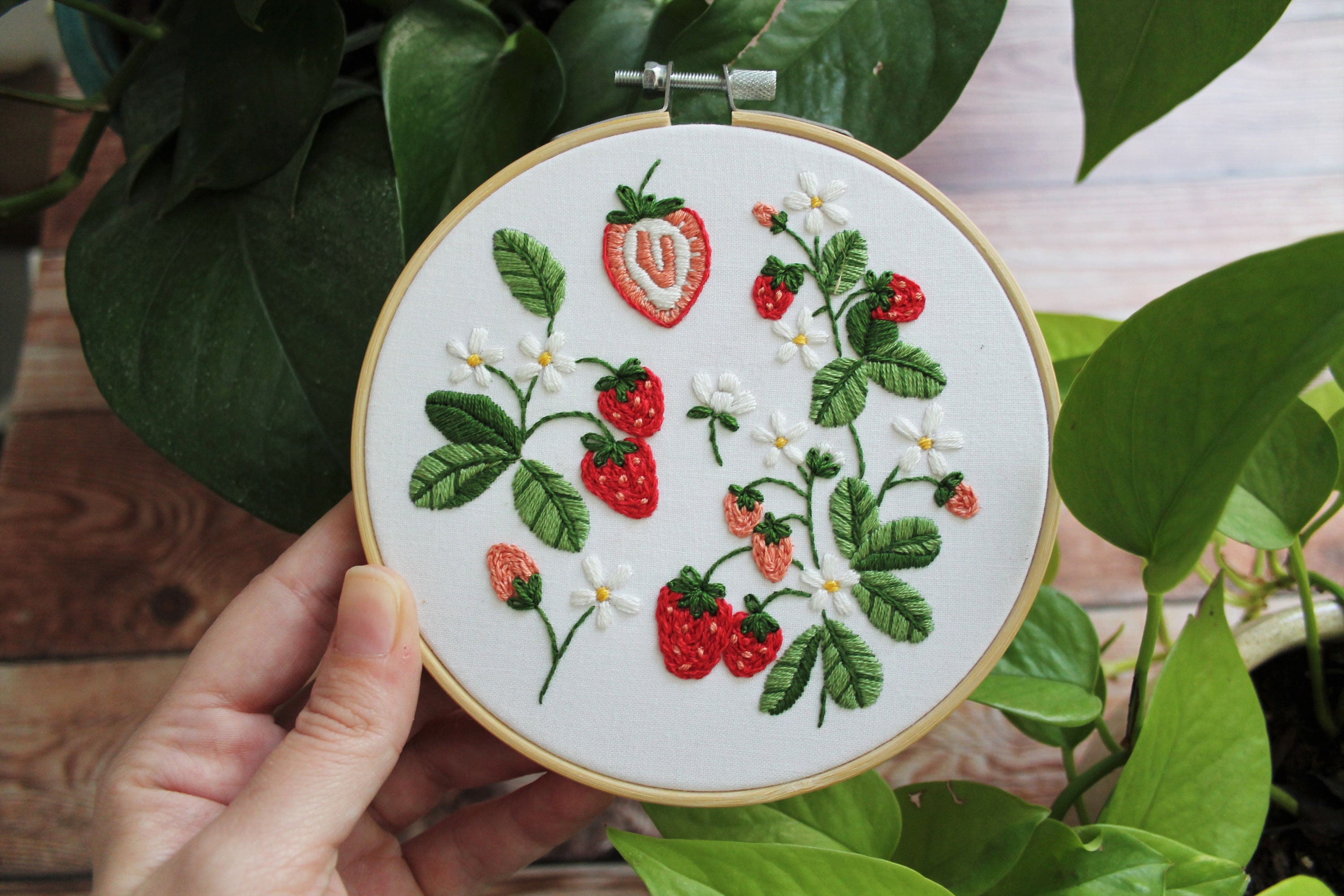 Wild Strawberry Pattern Beginner Embroidery Pattern PDF / - Etsy Canada