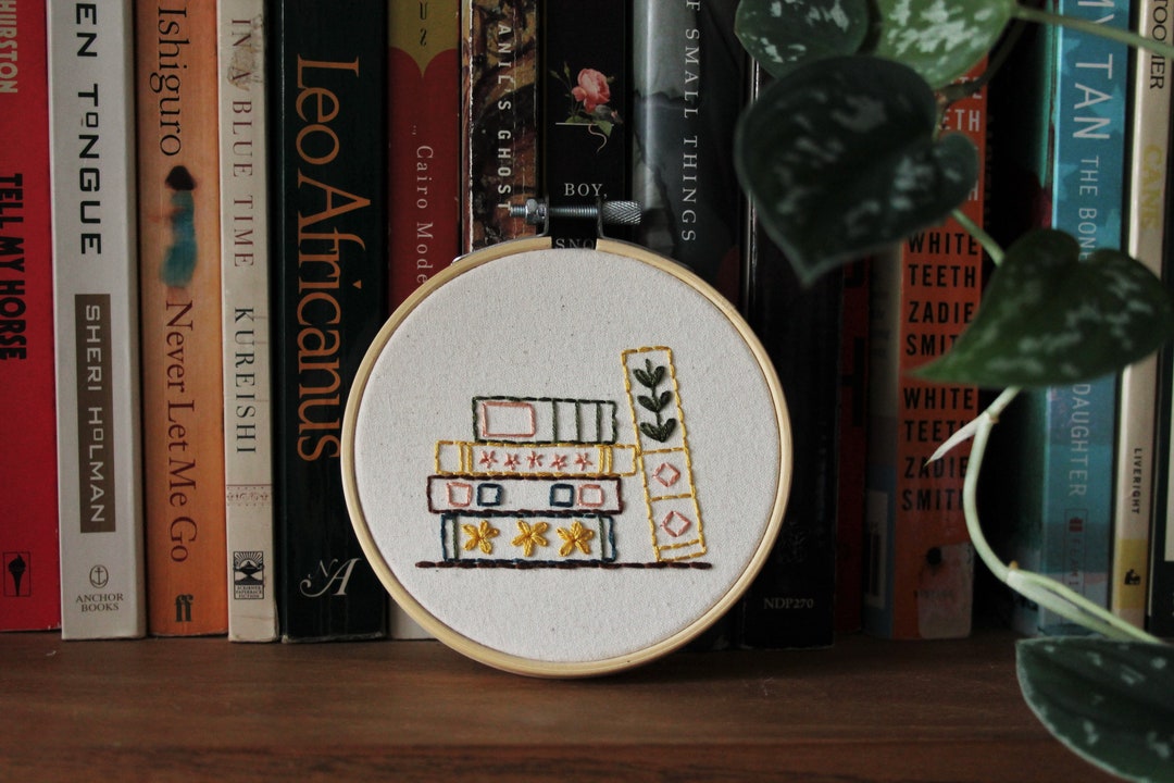 Book Lover Embroidery Pattern / Digital Hand Embroidery / Embroidery ...