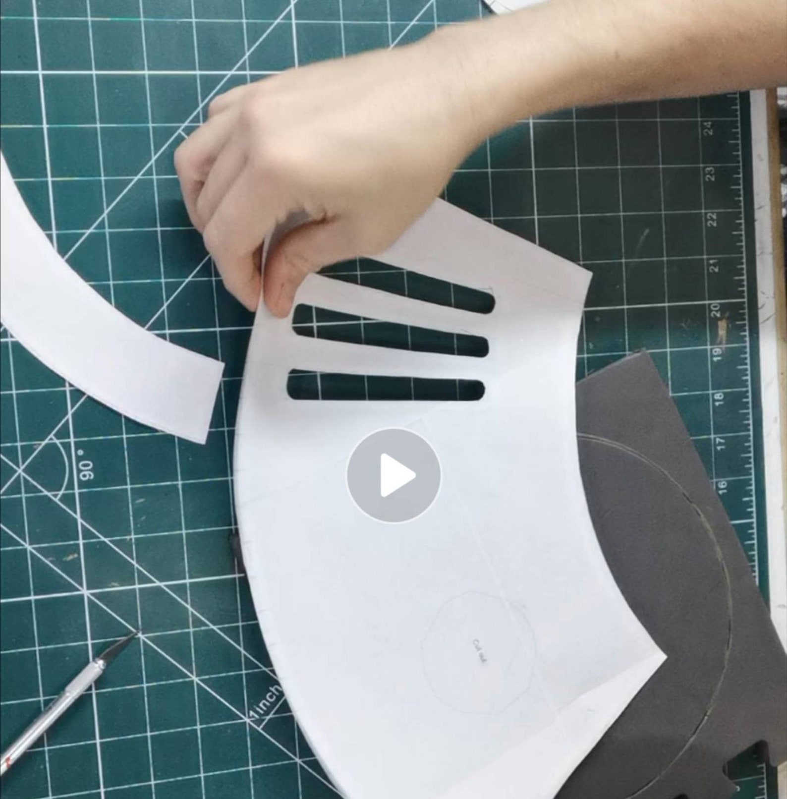 EVA Foam Plans - Build Your Own Full Size 'D-0' Droid From Star Wars ...