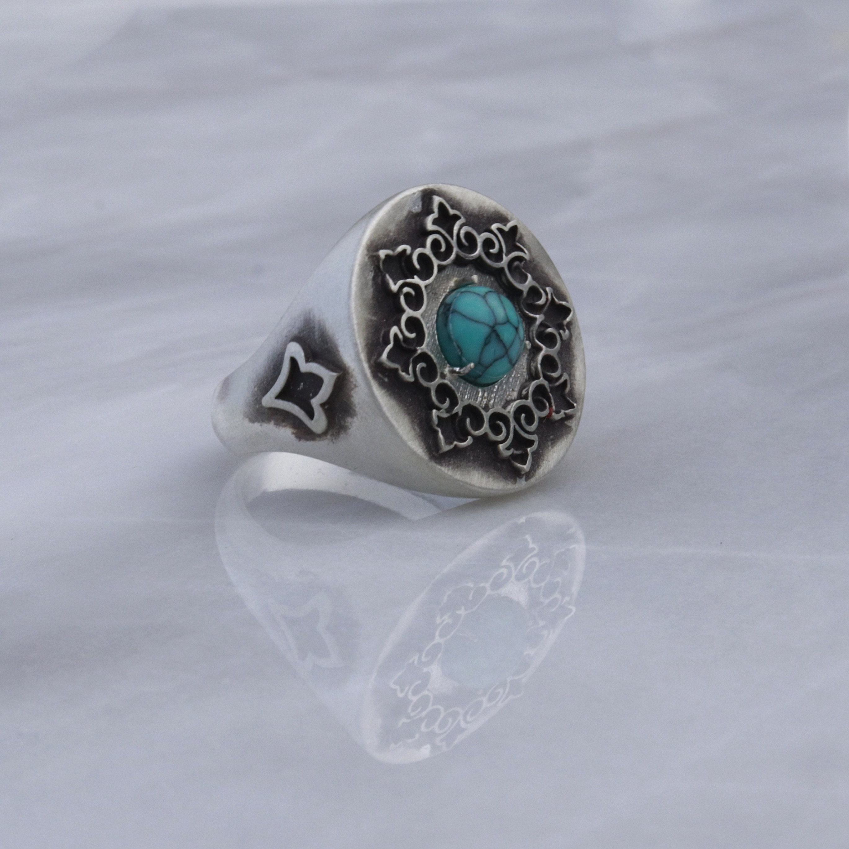Turquoise Signet Ring, Persian Pattern Turquoise Signet Ring, Round ...