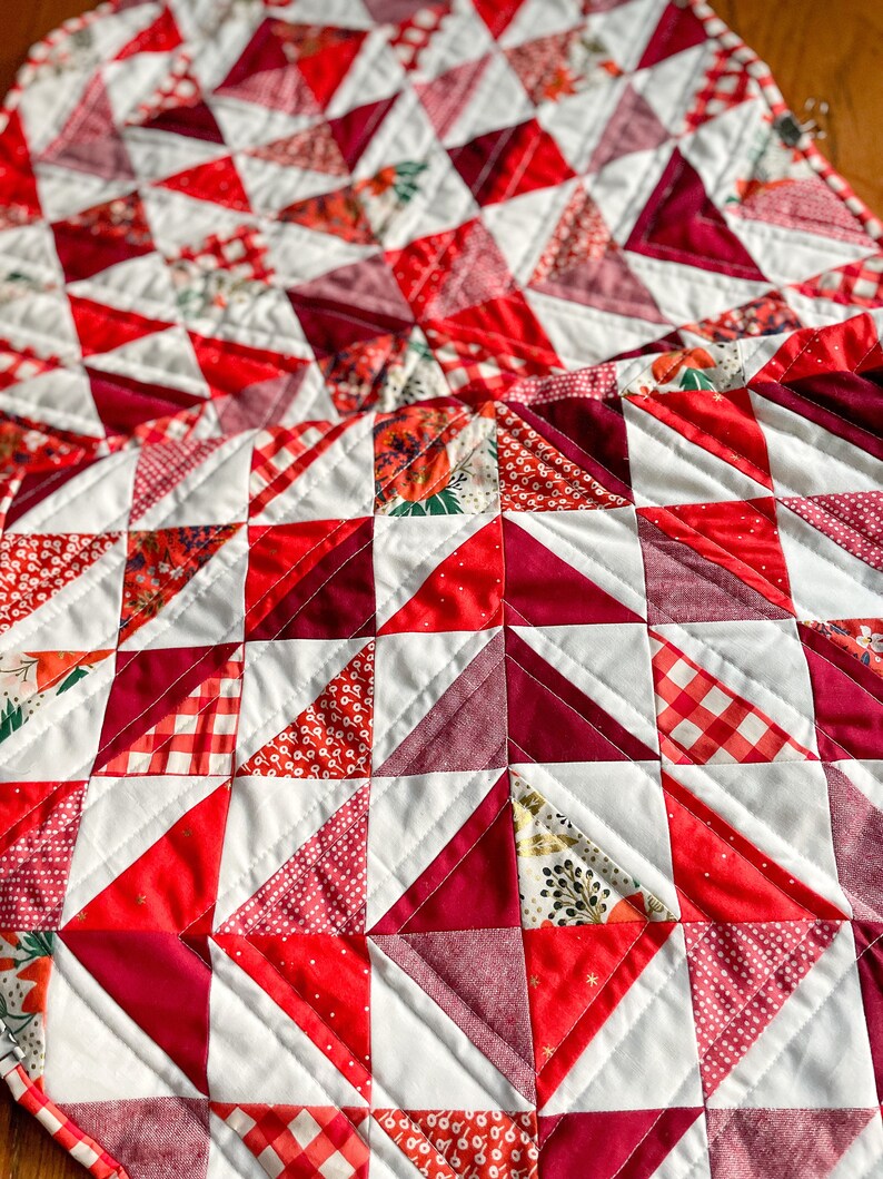 Quilted Red Holiday Table Runner Red and White Table Runner - Etsy