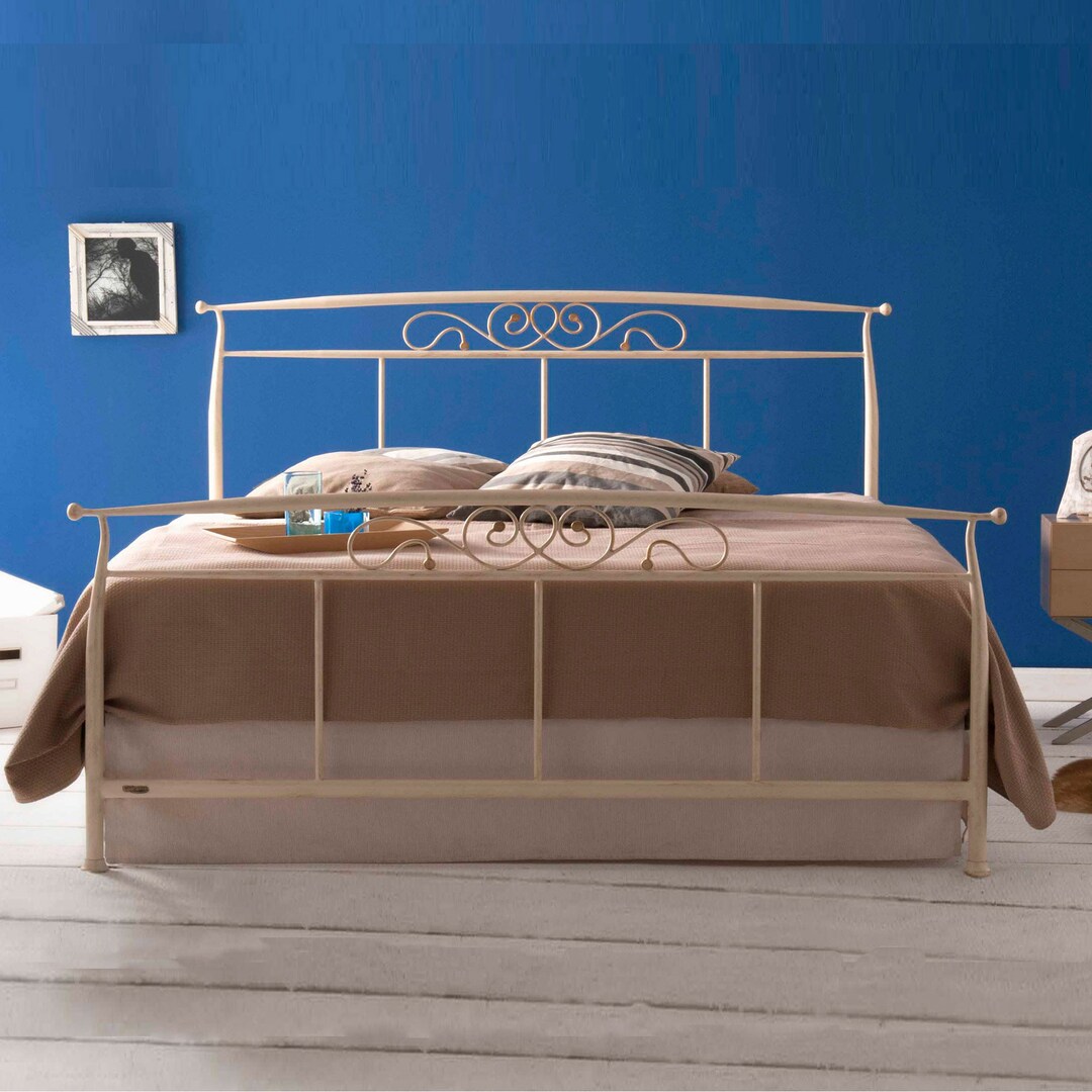 Country Style Handmade Iron Bed Frame Model LIA Simple Lines and ...