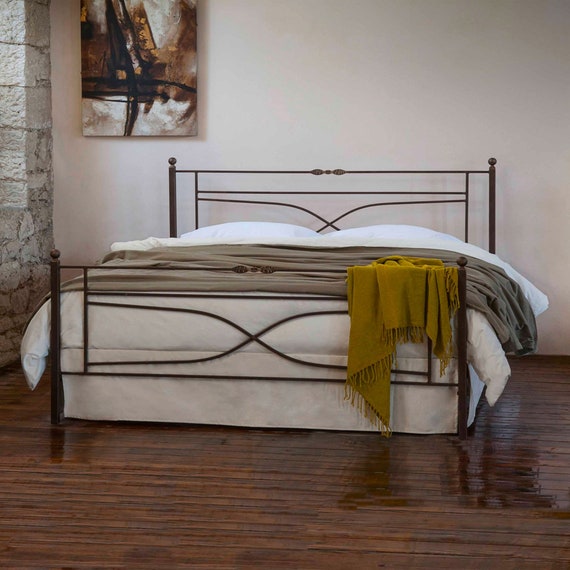 Pretty metal bed frames store