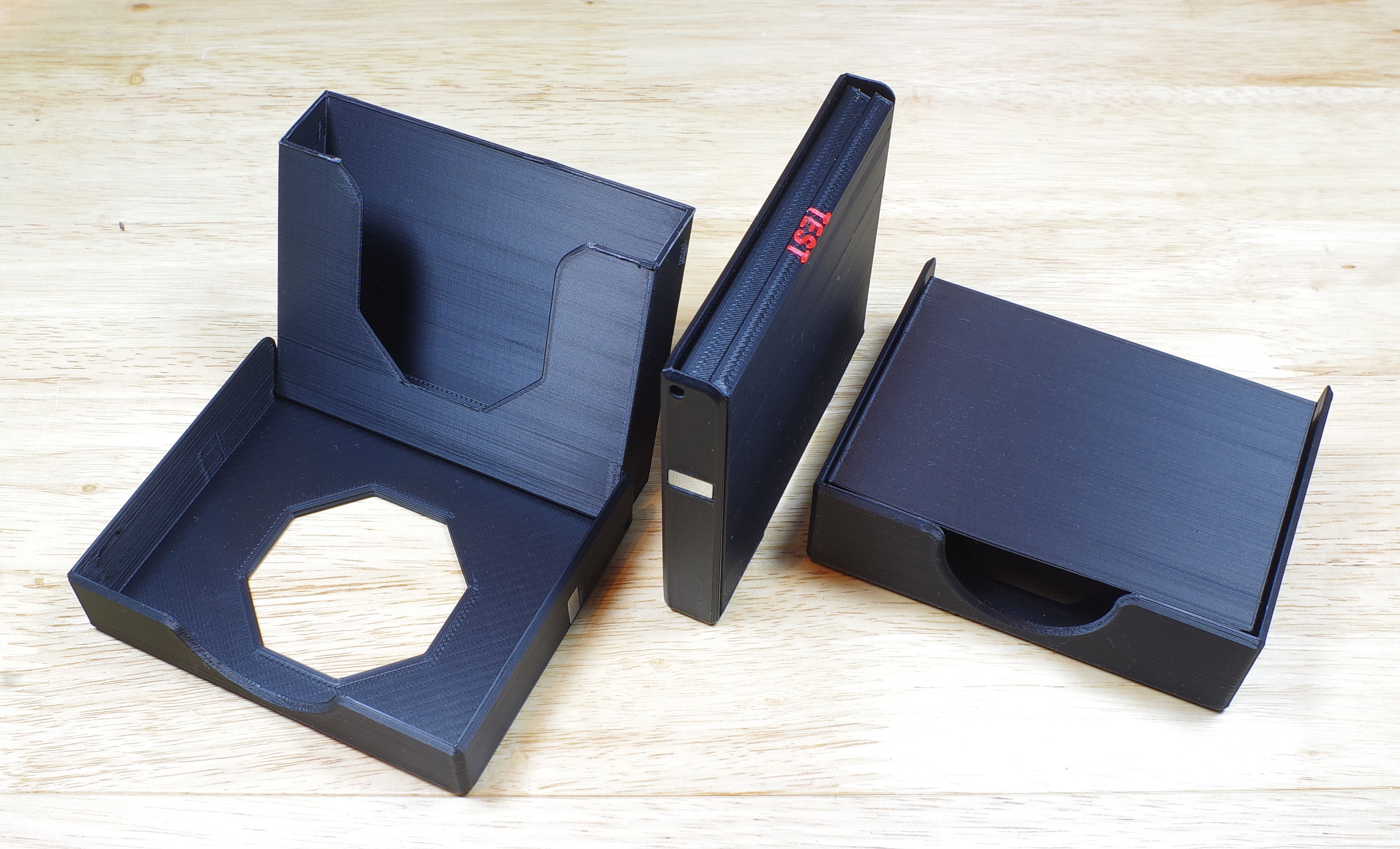 3D Printed Draw and Discard Deck Holder With Magnet - Polygon Cut Out ...