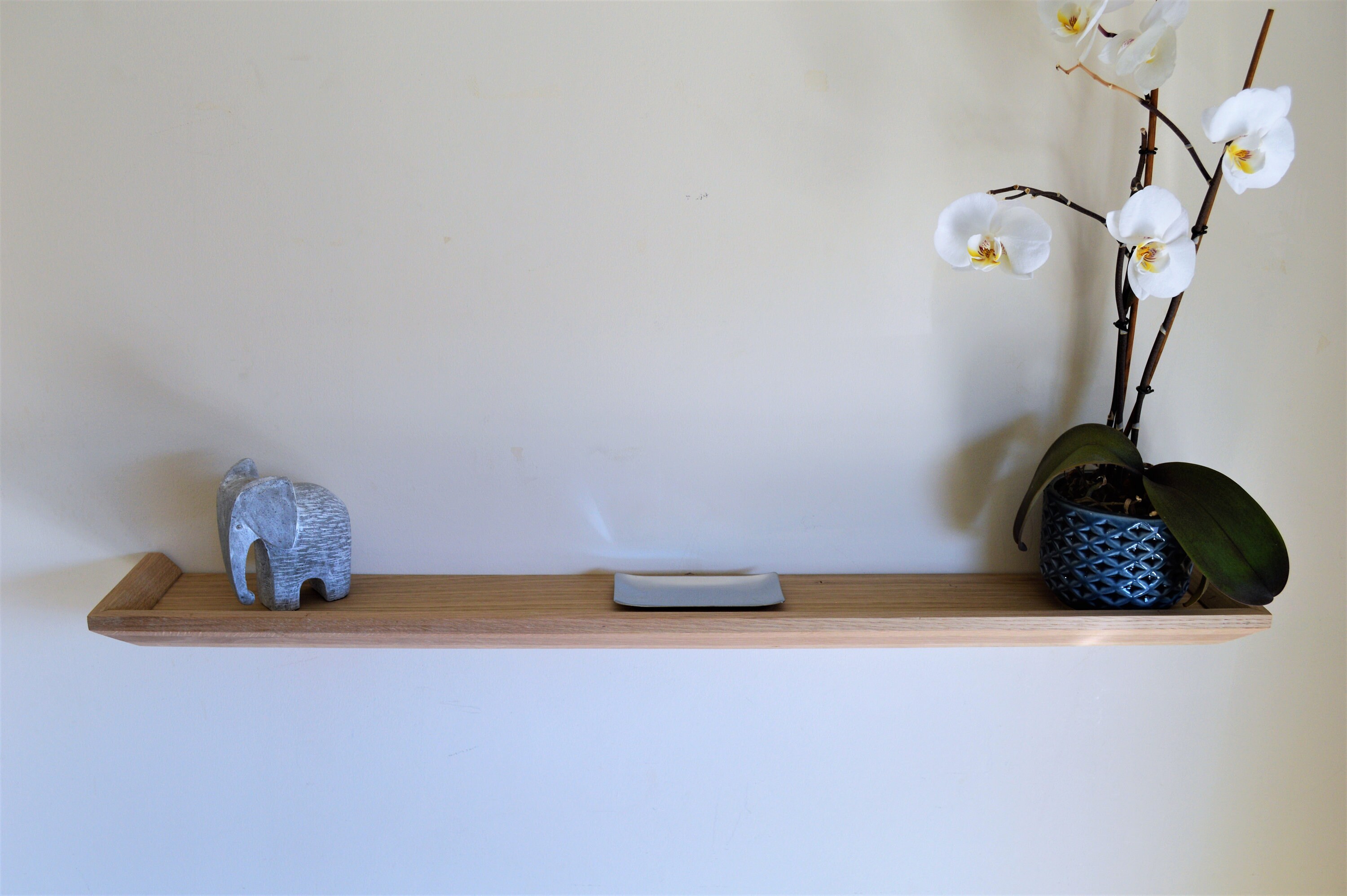 Solid Oak floating console shelf | Etsy