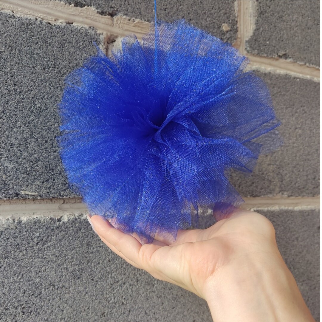 Super Cute Kissing Balls Mixed Colors Tulle Pom Pom Set Perfectly Round ...