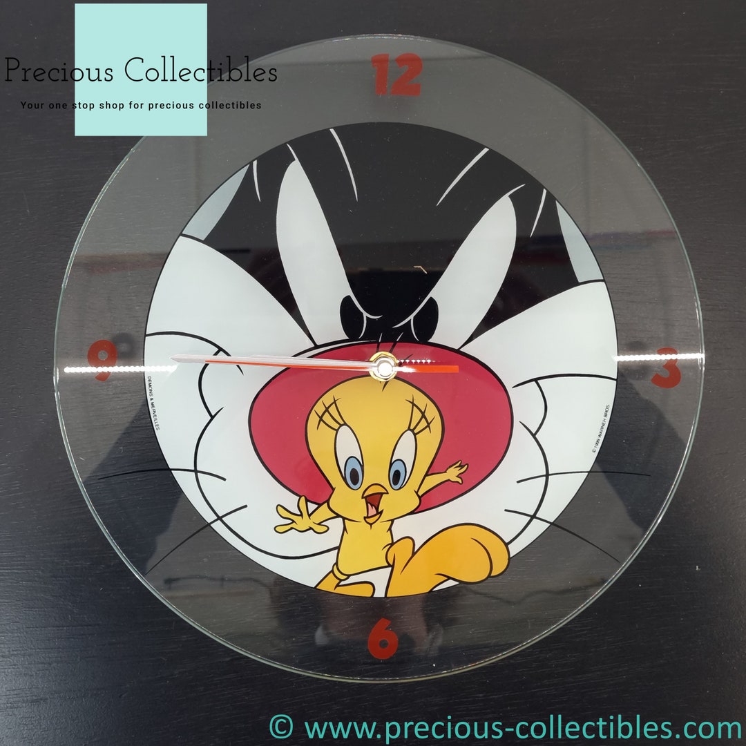 Extremely Rare Tweety Bird and Sylvester Glass Wall Clock. by Demons ...