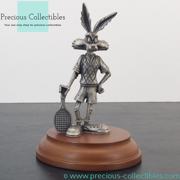 Wile E Coyote Statue - Etsy