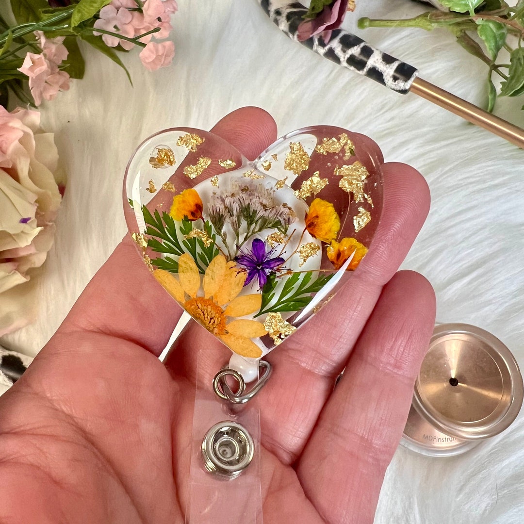 Cute Pressed Flower Nurse Badge Reel, Custom Resin Spring Floral ...