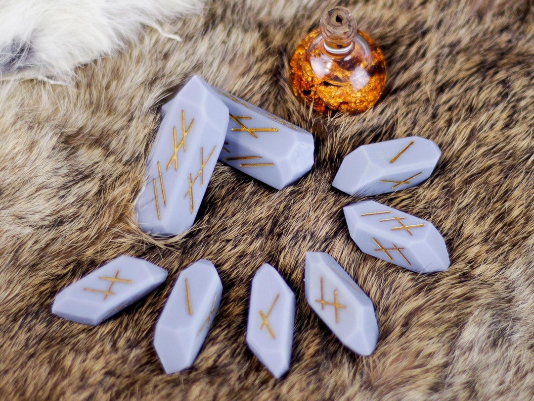 Stone D6 and D4 Dwarf Dice Set for Dungeons and Dragons and TTRPG ...