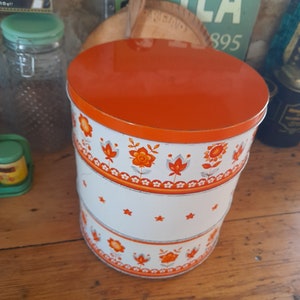 Vintage Stacking Cake Storage Tins - Etsy