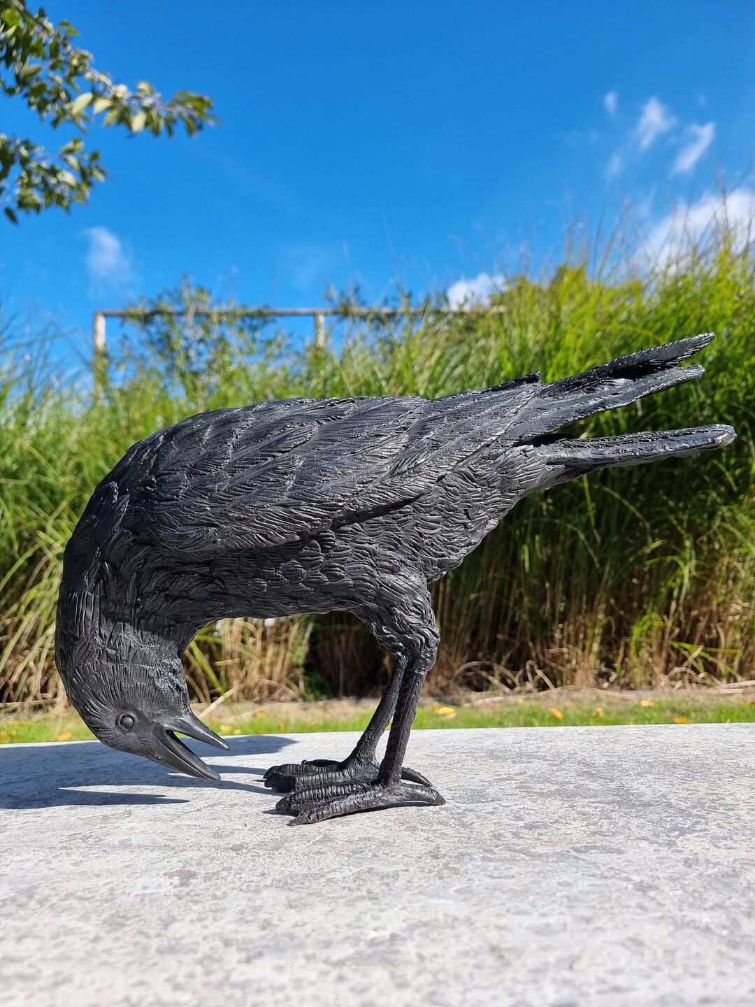 Life-size Bronze Crow Realistic Bird Sculpture Bronze Garden Art for ...