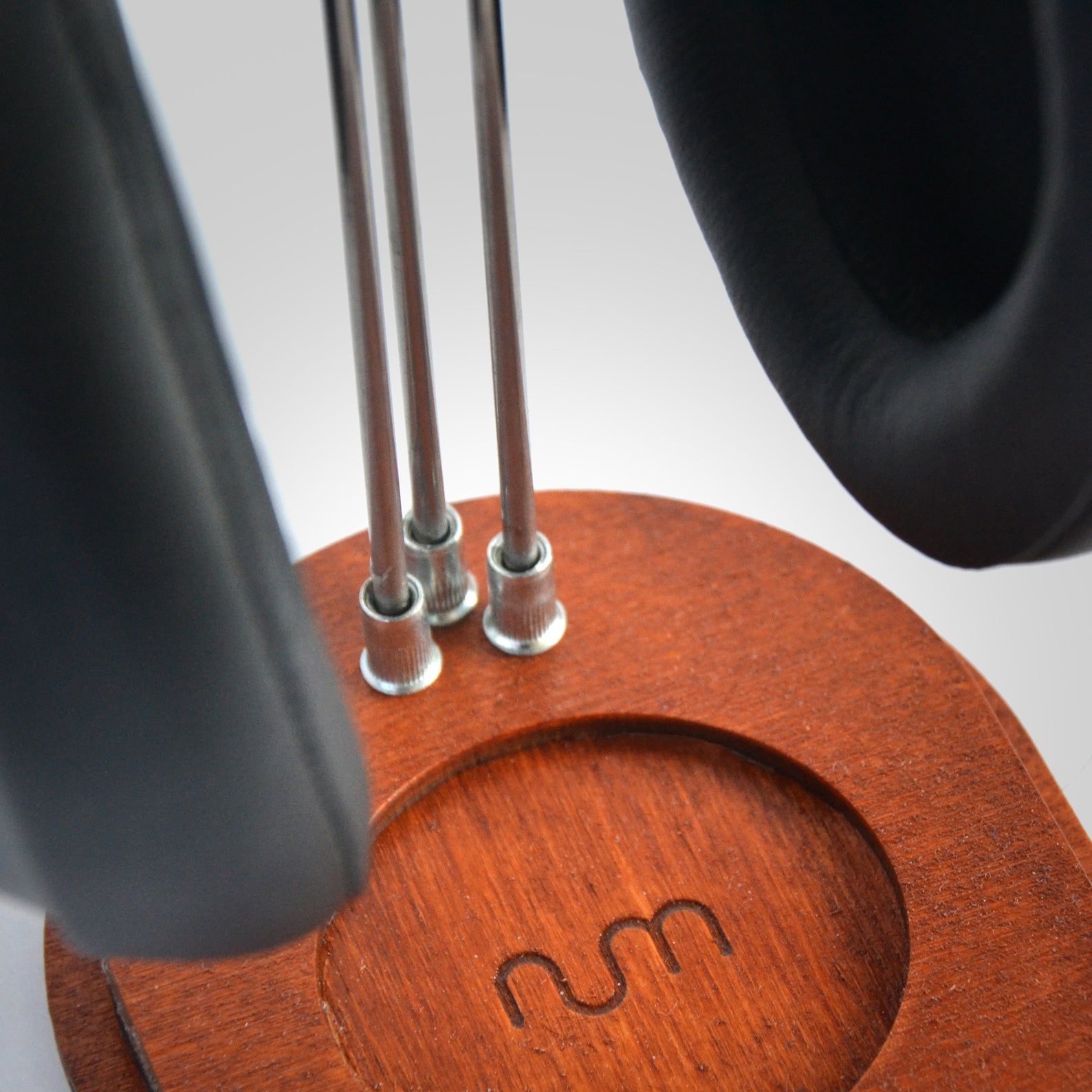 Walnut Headphone Stand Headphone Hanger Headphone Holder | Etsy