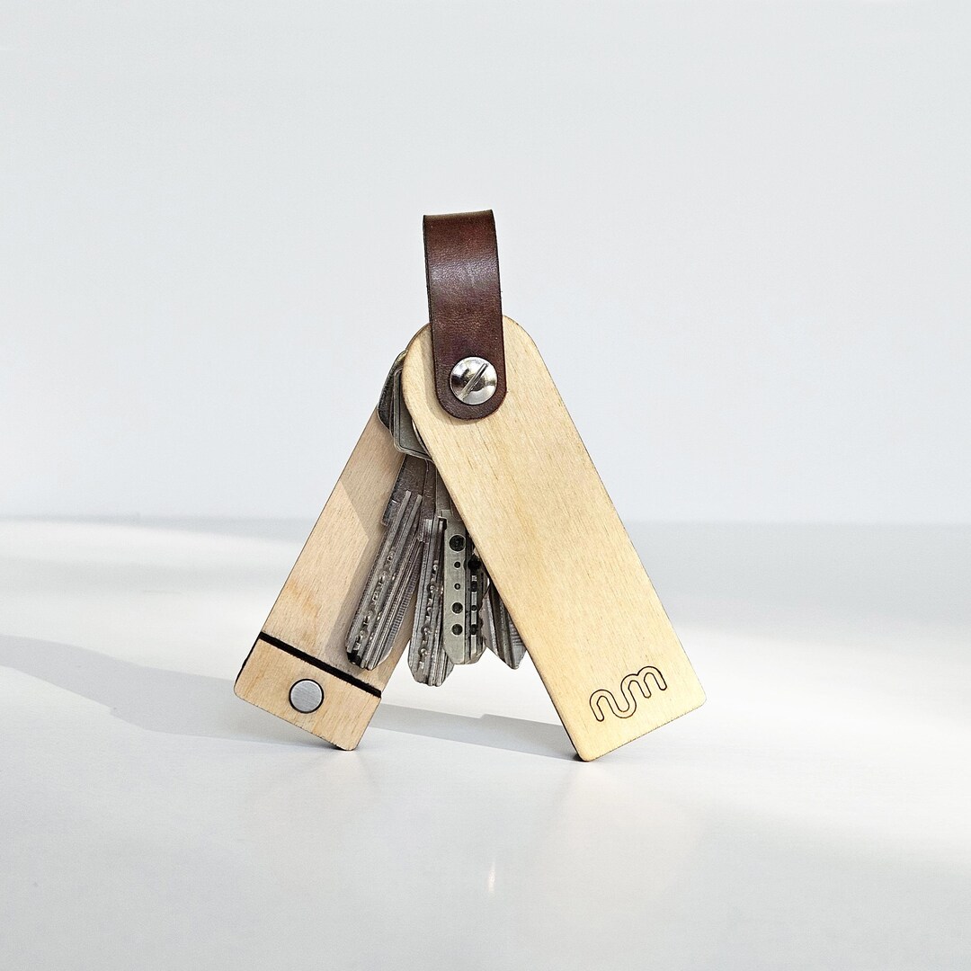 Oak Personalized Key Organizer, Wood Magnetic Key Holder, Personalized ...