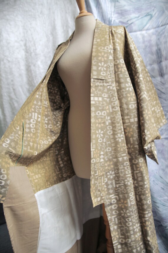 Olive Green and Beige Traditional Japanese Komon Kimo… - Gem