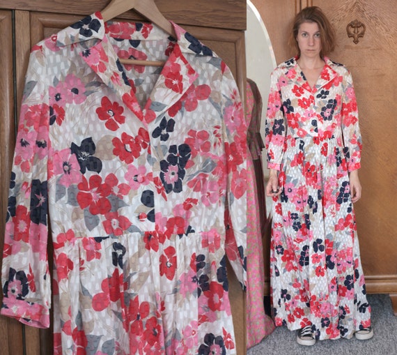 White Handmade Semi-Sheer 1970s Maxi Day Dress with C… - Gem