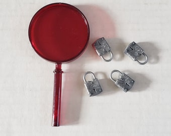 Clue Magnifying Glass - Etsy