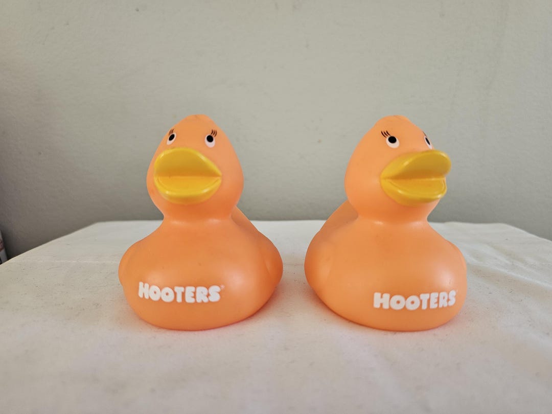 Vintage Lot of Two (2) Hooters Restaurant Rubber Duck - Etsy