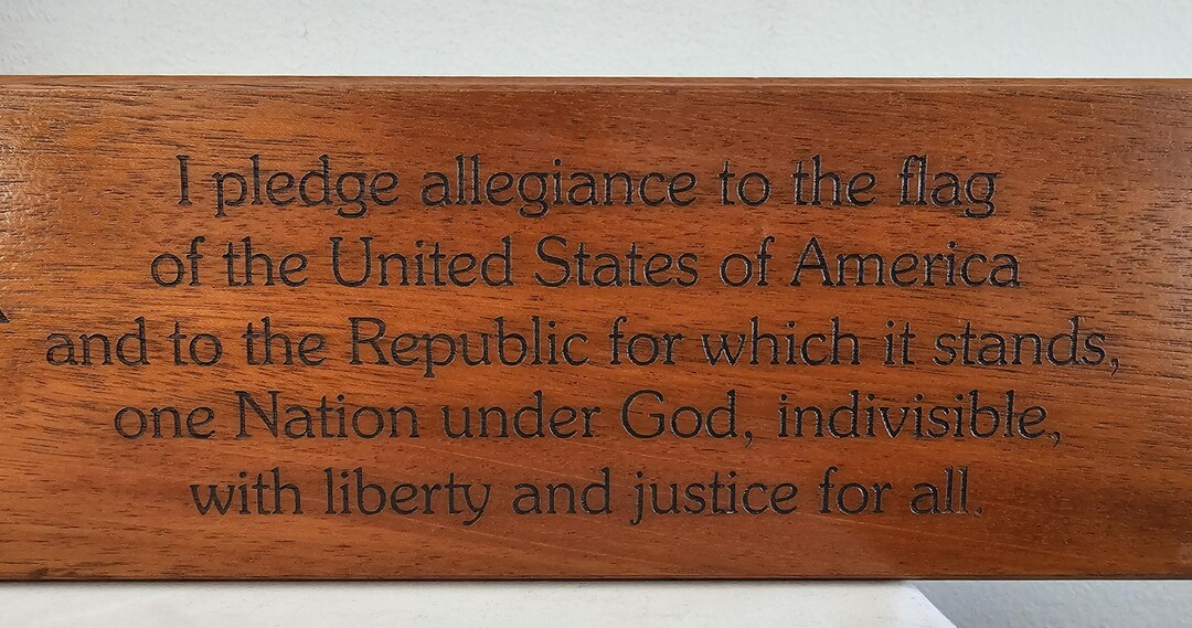Pledge of Allegiance - Engraved Wood Plaque - Etsy