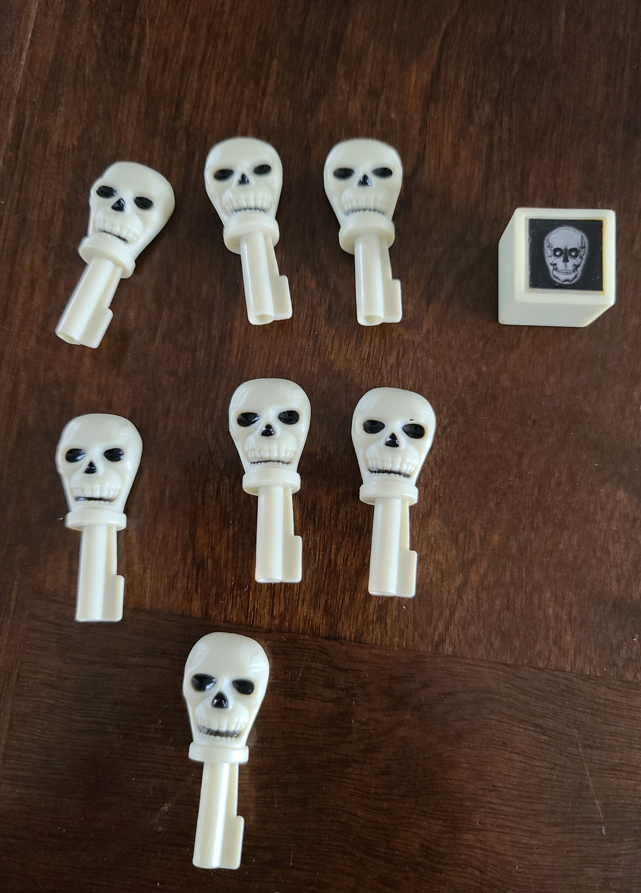 Dungeon of Doom Game Replacement Skull Keys, Snakes, Bones and Dice ...
