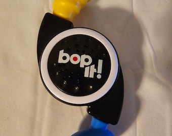 Vintage Bop It 1996 Original Push and Pull Game by Hasbro 1990s Electronic Game Bopit Toy 90s ...