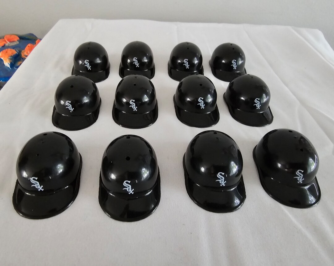 Lot of Twelve (12) MLB Chicago White Sox Mini Gumball Helmets - Etsy