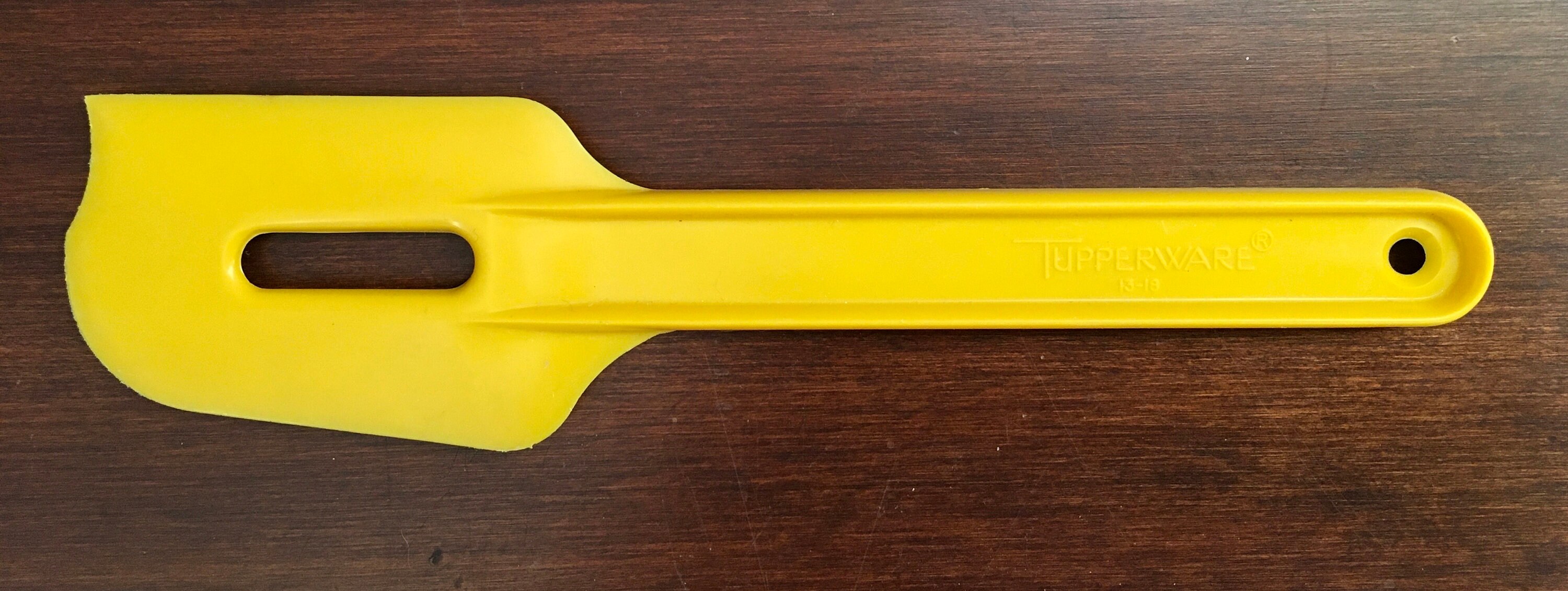 Tupperware Vintage Spreader Scraper Spatula Pie Server Cake Decorators ...