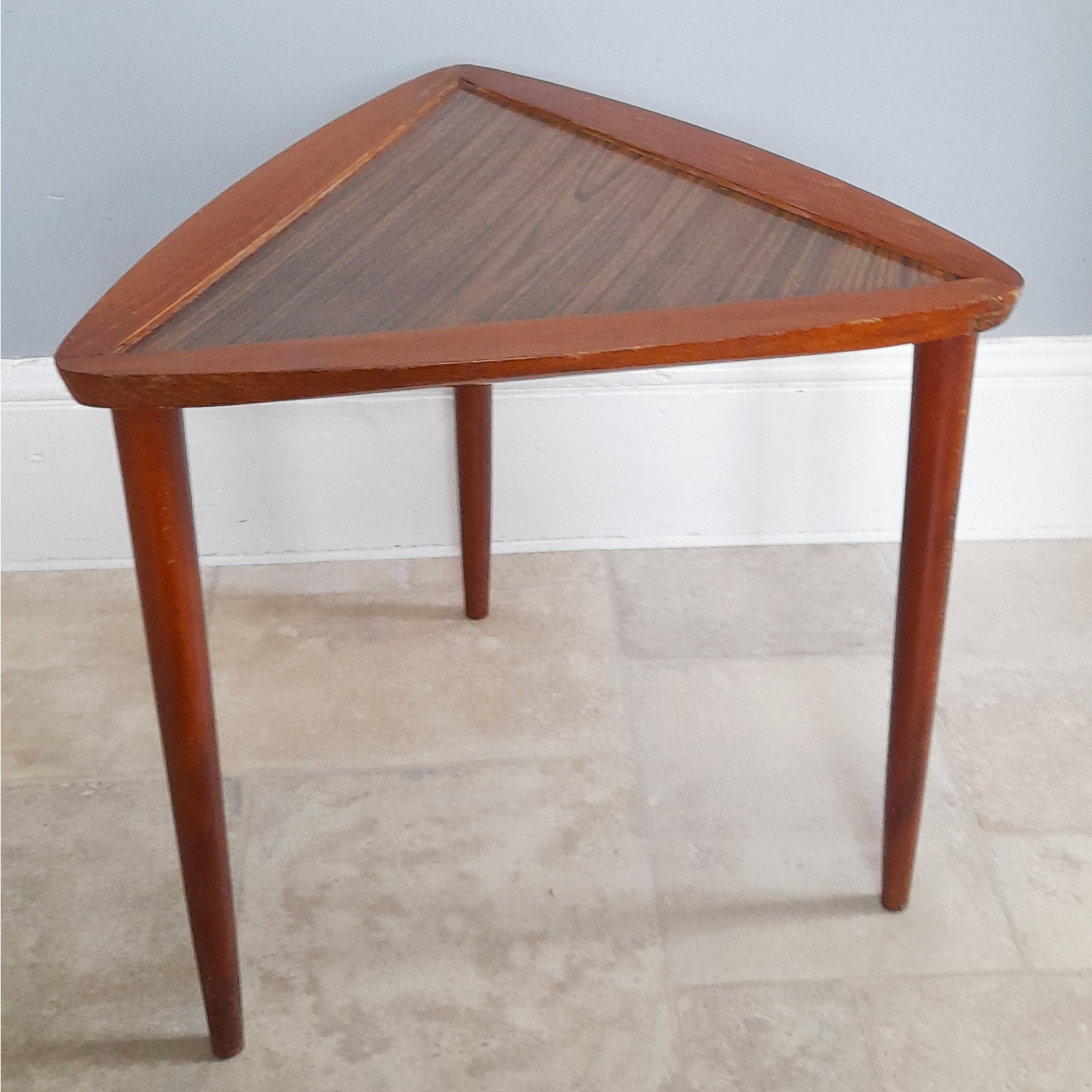 Vintage Corner Table at Martha Cannon blog