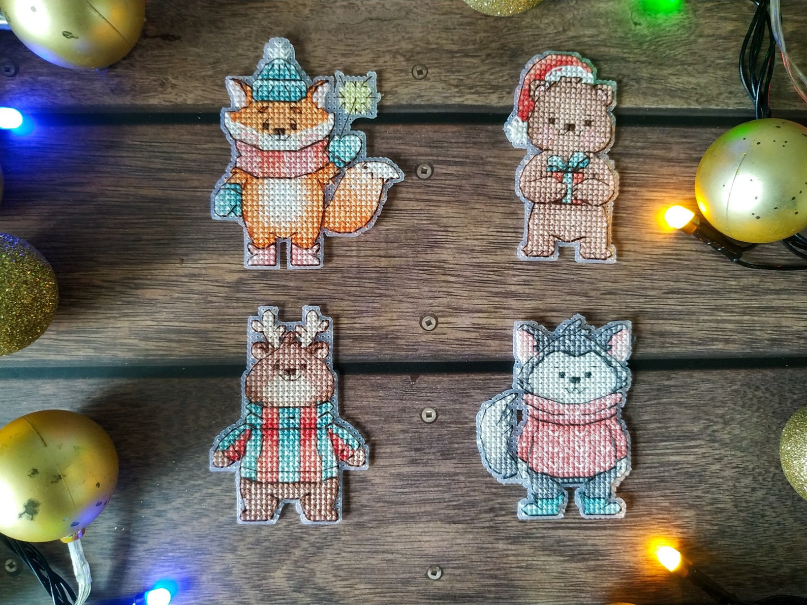 Christmas Toy Cross Stitch Pattern for Plastic Canvas, Deer Cross ...