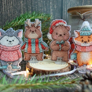 Christmas Toy Cross Stitch Pattern for Plastic Canvas, Funny Animal ...