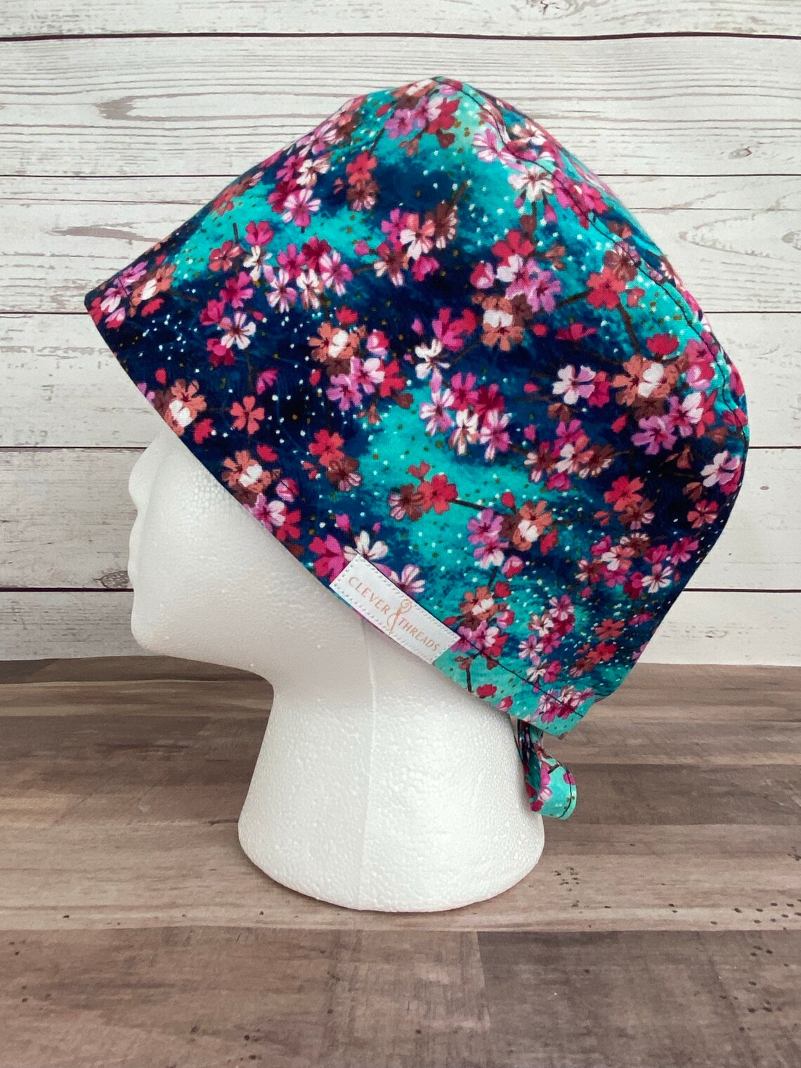 Japanese Cherry Blossoms Women’s Fitted Tie Back Surgical Medical ...