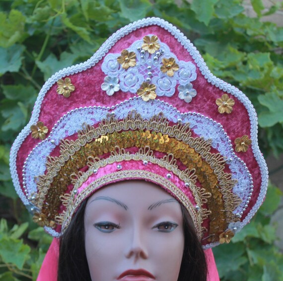 Traditional Kokoshnik
