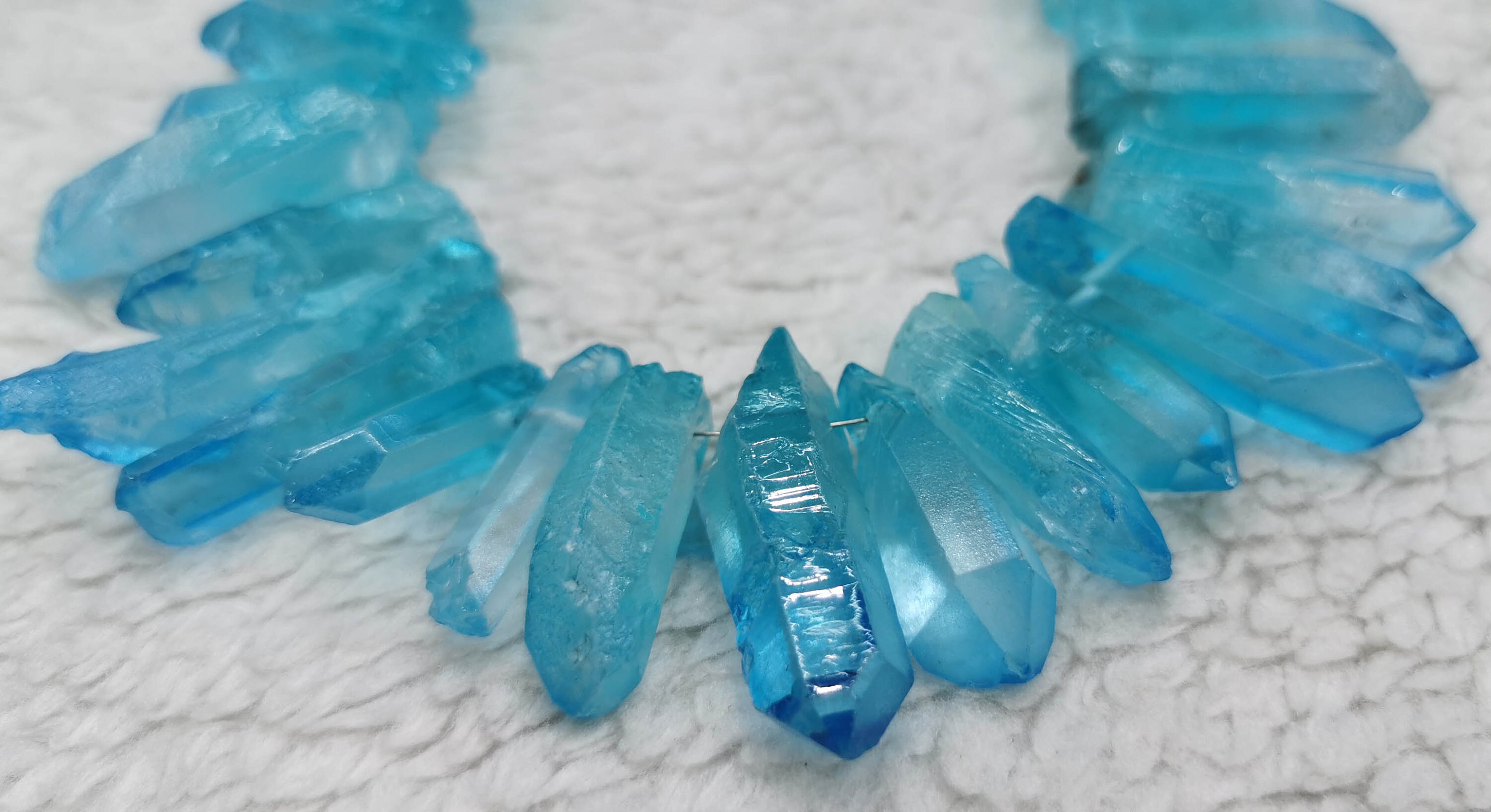 Blue Aura Crystal Natural Crystal Point Beads Clear Transparent Stick ...